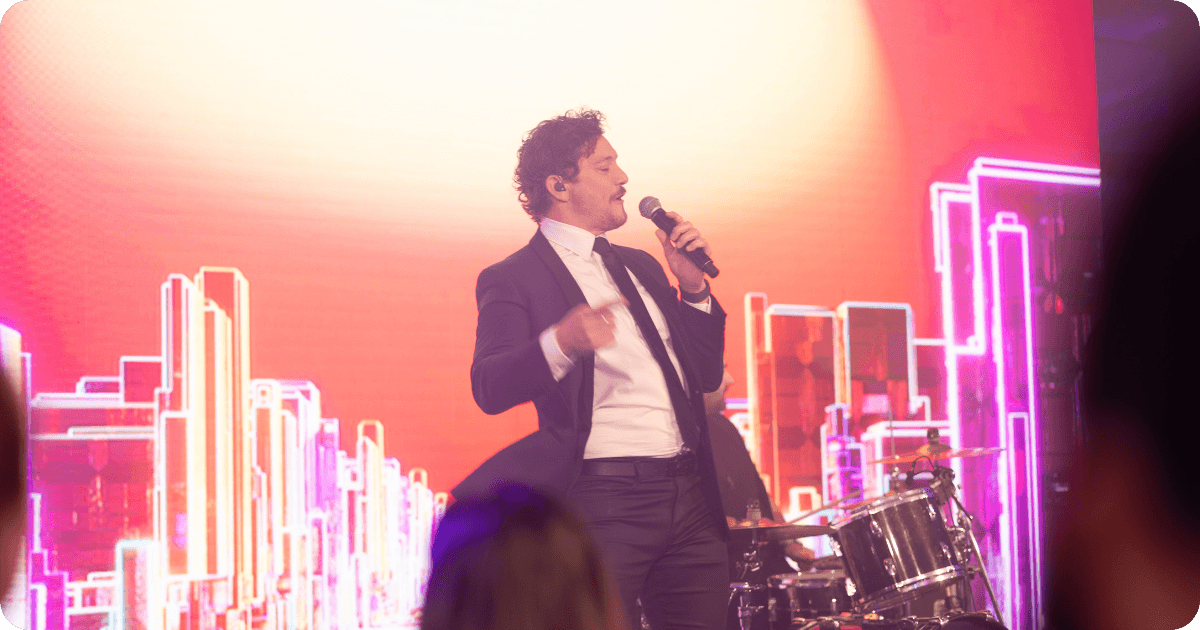 Rob Mills Steals the Show at MTA's 25th Anniversary Celebration
